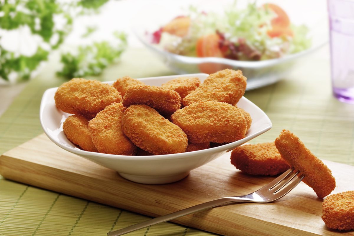 Can Cats Eat Chicken Nuggets And Are There Any Risks?